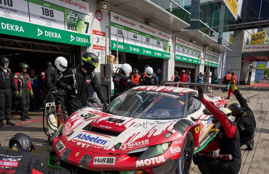 Große Überraschung: Privatteam Frikadelli Racing gewinnt 24-Stunden ...