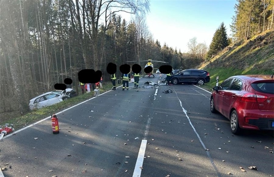 Eifelkreis: Frontal-Crash mit 1,72 Promille - Zwei Verletzte auf der L32