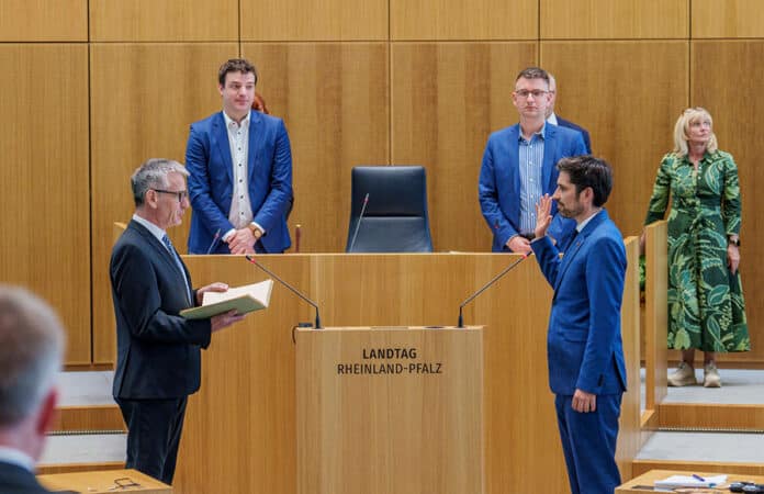 RLP: Lehrer Teuber ist neuer Bildungsminister